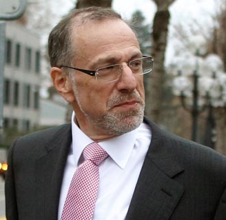 Former Xstrata CEO Mick Davis now Sir Mick | A Blog for Browsing Mining ...